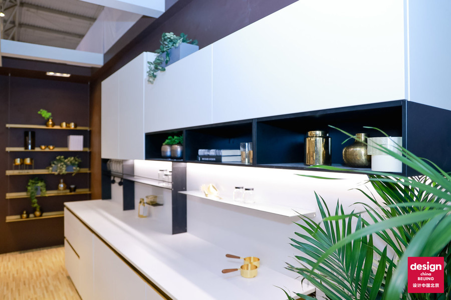 TV adverts, Catalogues, Exhibitions and Press Reviews | Scavolini