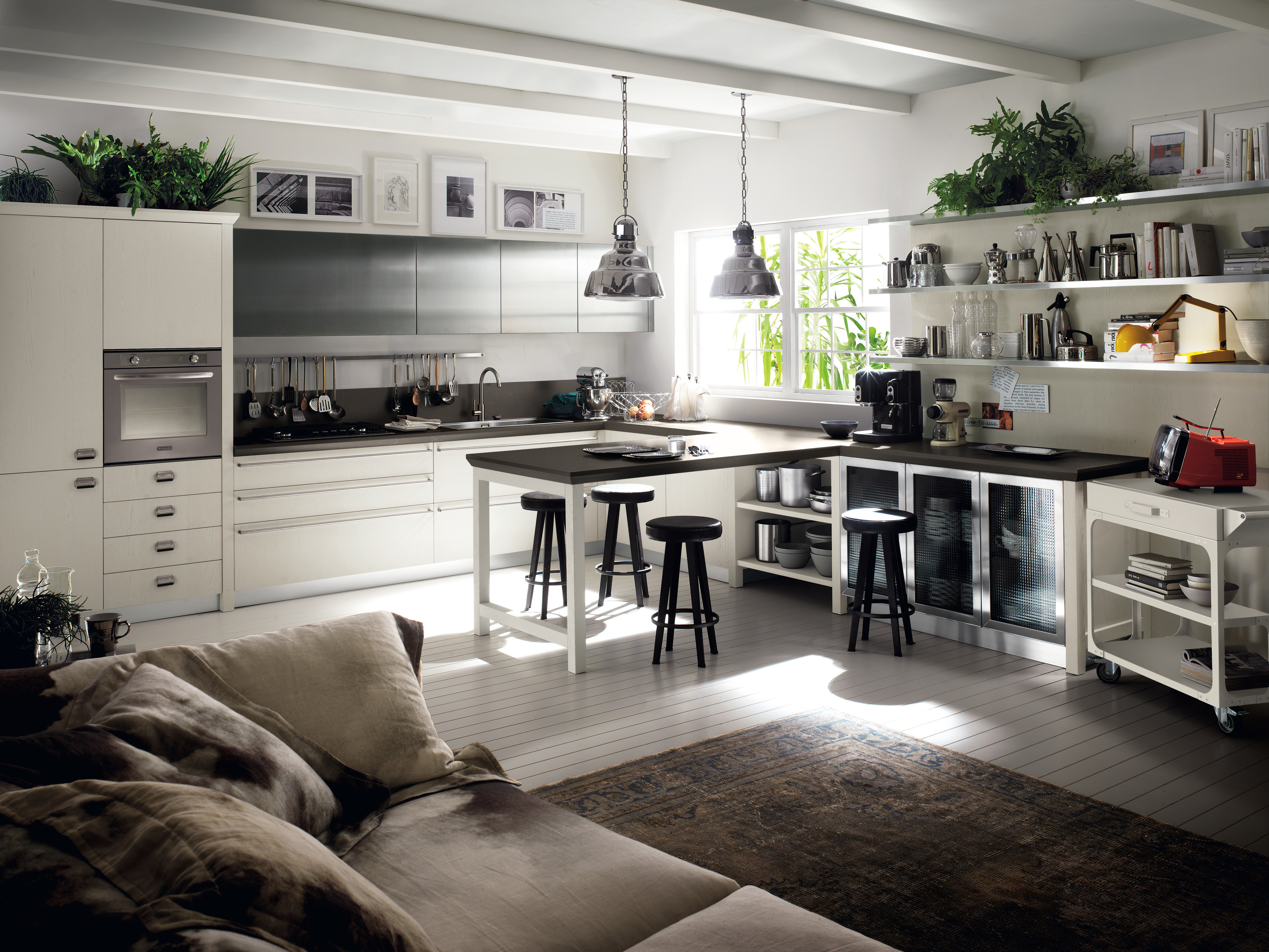 Modern country kitchen: furnishing solutions | Scavolini Magazine