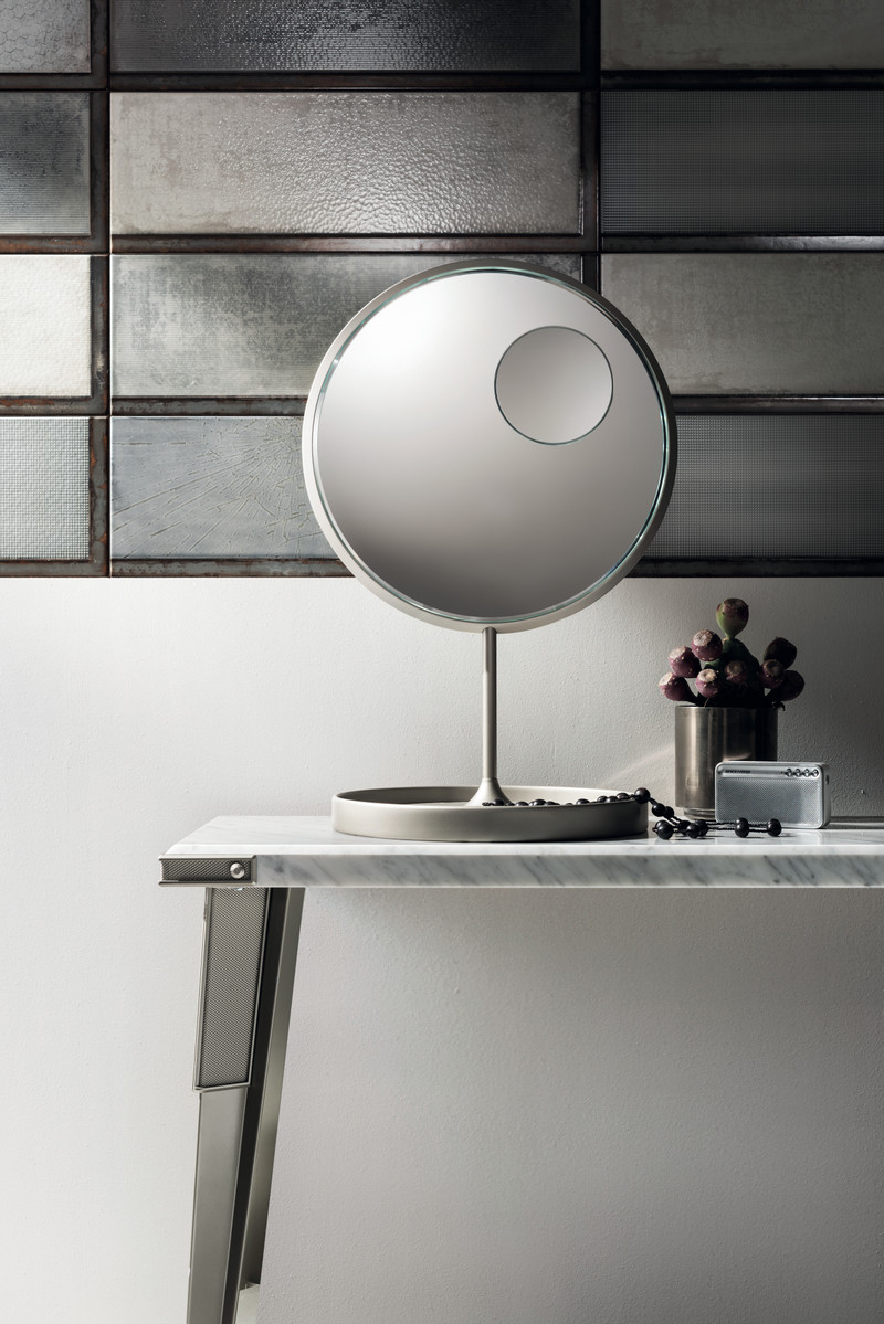 Lots of ideas for creating a make-up corner in the bathroom | Scavolini ...