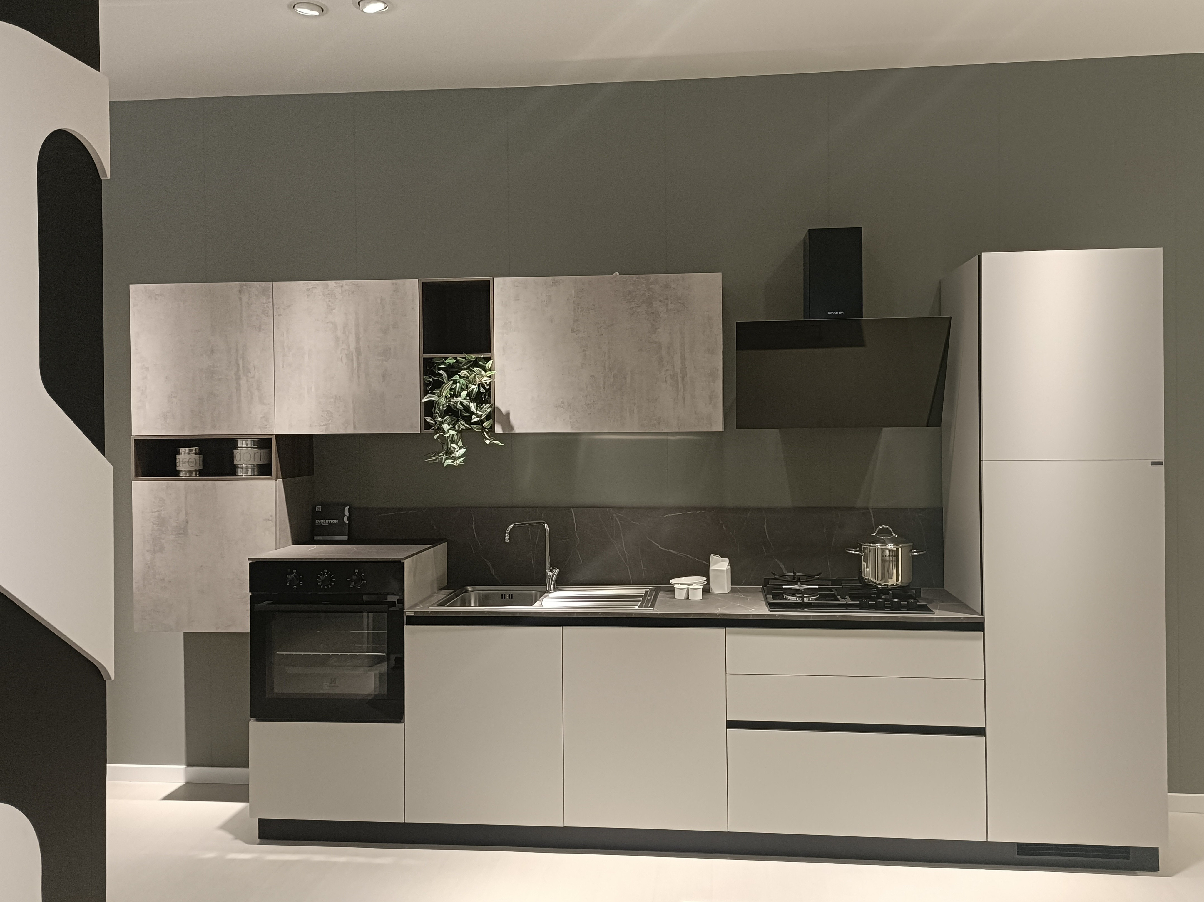EVOLUTION | Scavolini Store Mantova
