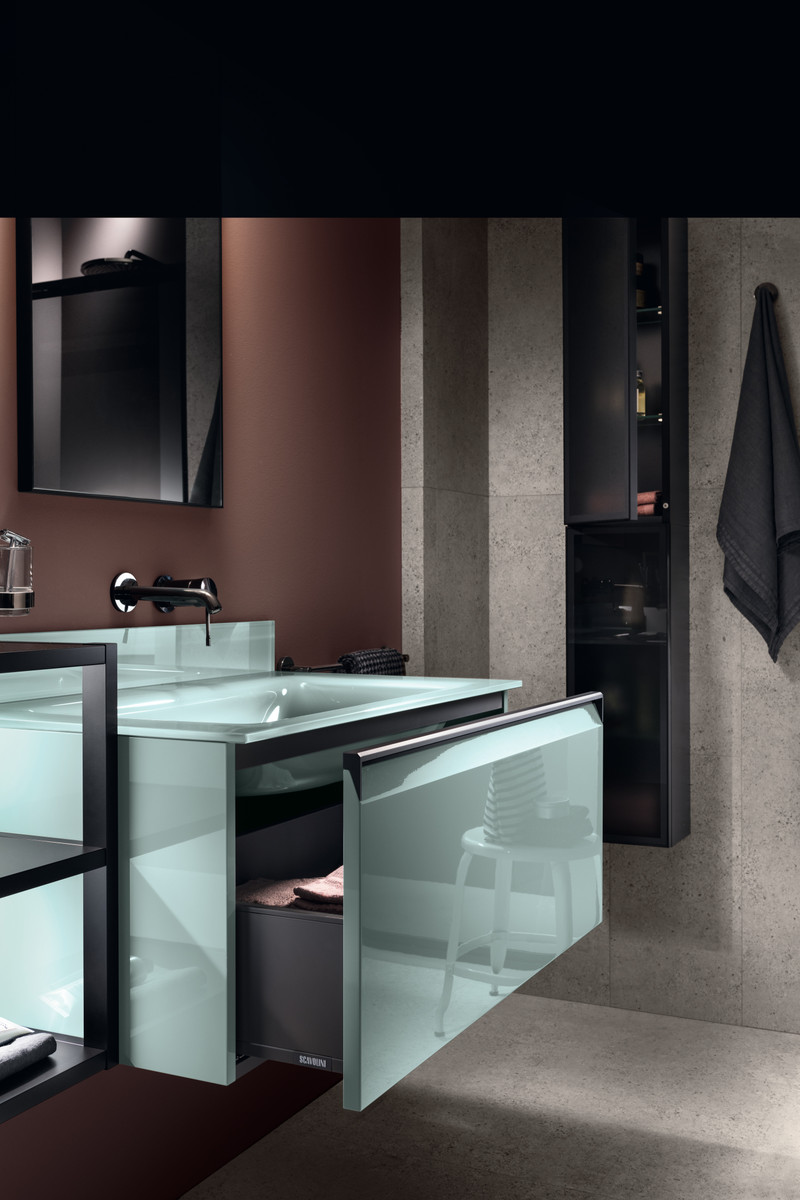 Colourful and designer bathroom cabinets | Scavolini Magazine